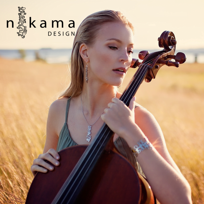 Nikama Ranka riipus, 50 mm kiillotettu Nikama Design Elämän merkityksiin